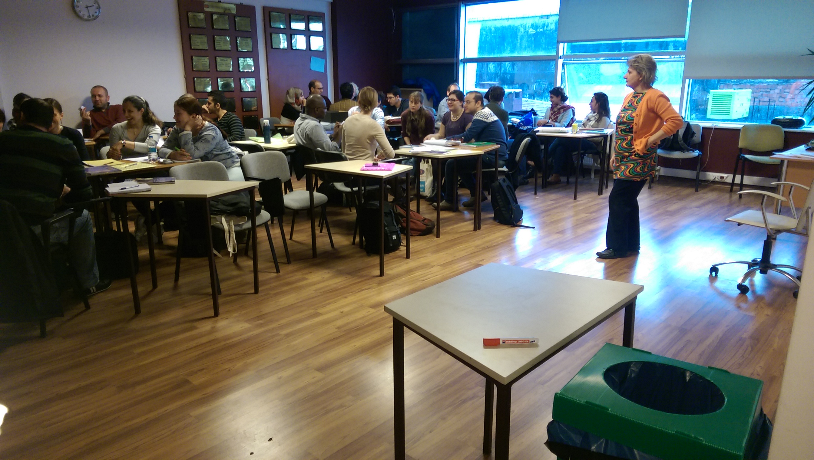 HOW TO SET UP A LANGUAGE SCHOOL | Tom Godfrey